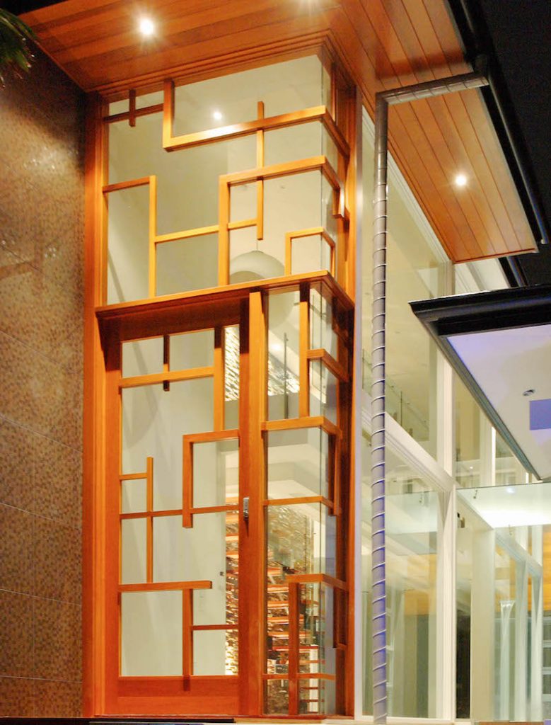 Hinged doors from Eden Made are used for striking front entrances
